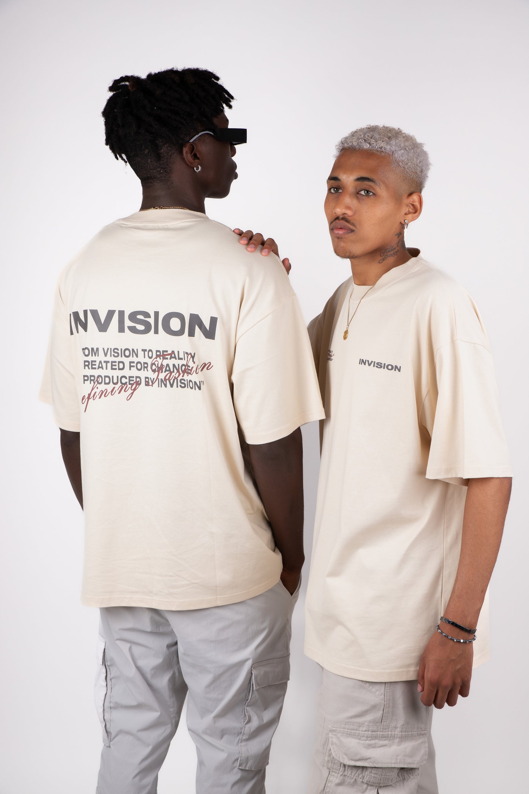 אינביז'ן | מותג אופנה - ™️INVISION